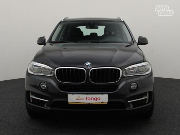 Grey BMW X5 2014 in Vilnius, with an engine capacity of 3.00 L and mileage of 236 thousand km for 19199 €, photo 3 on AUTOMOTO.COM.LV