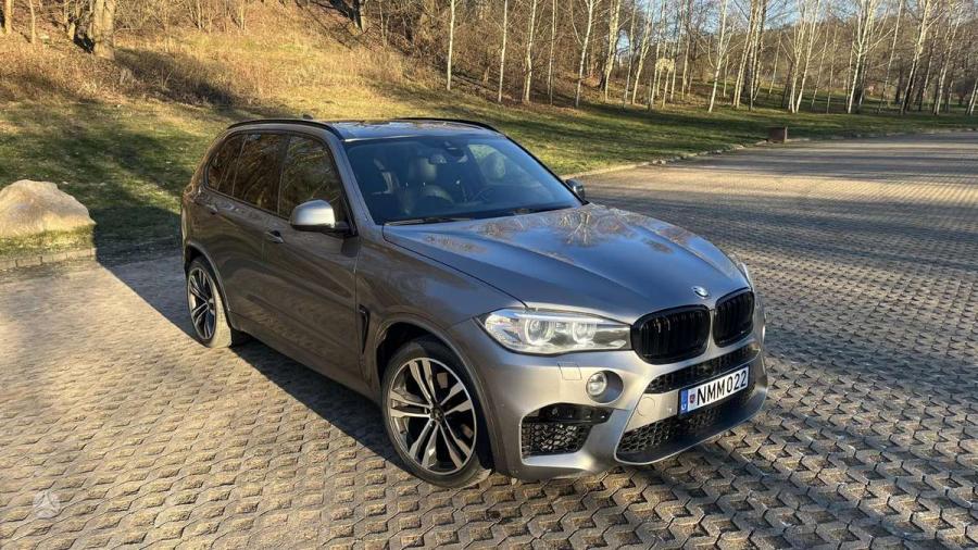 Grey BMW X5 2014 in Vilnius, with an engine capacity of 3.00 L and mileage of 222 thousand km for 19900 €, photo 7 on AUTOMOTO.COM.LV