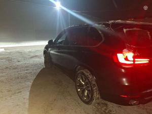 Pelēks BMW X5 2014 Viļņa, ar dzinēja tilpumu 2.99 L un nobraukumu 278 tūkst. km par 14500 €, foto 6 vietnē AUTOMOTO.COM.LV