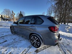Pelēks BMW X5 2014 Tauragė, ar dzinēja tilpumu 3.00 L un nobraukumu 244 tūkst. km par 20500 €, foto 7 vietnē AUTOMOTO.COM.LV