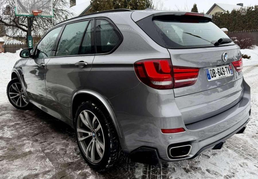 Grey BMW X5 2014 in Kaisiadorys, with an engine capacity of 0.00 L and mileage of 240 thousand km for 19750 €, photo 6 on AUTOMOTO.COM.LV