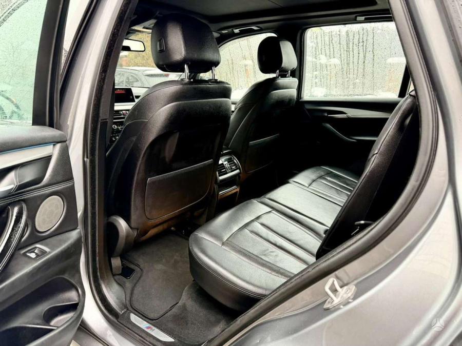 Grey BMW X5 2014 in Kaisiadorys, with an engine capacity of 0.00 L and mileage of 240 thousand km for 19750 €, photo 21 on AUTOMOTO.COM.LV