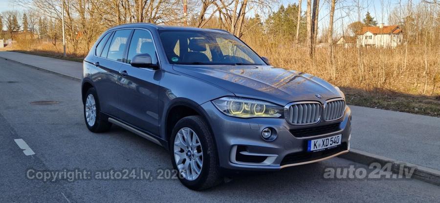 Pelēks BMW X5 2014 Tallina, ar dzinēja tilpumu 3.00 L un nobraukumu 209 tūkst. km par 19500 €, foto 1 vietnē AUTOMOTO.COM.LV