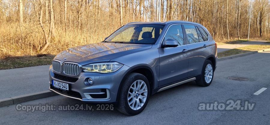 Pelēks BMW X5 2014 Tallina, ar dzinēja tilpumu 3.00 L un nobraukumu 209 tūkst. km par 19500 €, foto 4 vietnē AUTOMOTO.COM.LV