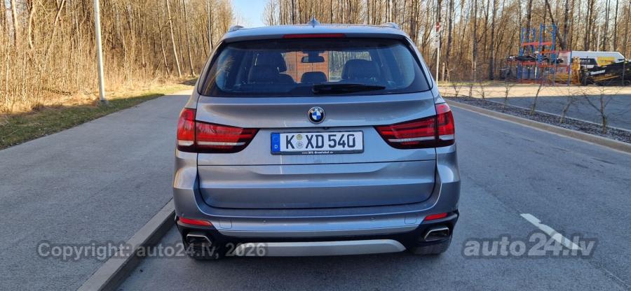 Pelēks BMW X5 2014 Tallina, ar dzinēja tilpumu 3.00 L un nobraukumu 209 tūkst. km par 19500 €, foto 6 vietnē AUTOMOTO.COM.LV