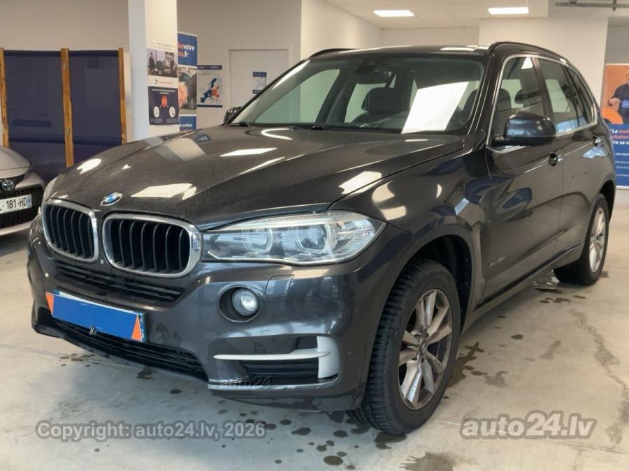 Grey BMW X5 2014 in Tallinn, with an engine capacity of 3.00 L and mileage of 286 thousand km for 17250 €, photo 3 on AUTOMOTO.COM.LV
