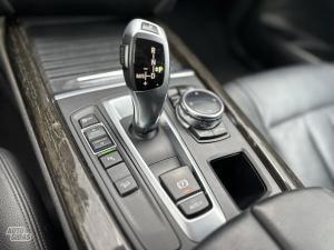 Grey BMW X5 2014 in Siauliai, with an engine capacity of 2.00 L and mileage of 310 thousand km for 17750 €, photo 11 on AUTOMOTO.COM.LV