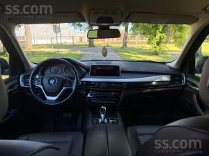 Серый БМВ Х5 2014 в Елгава, объемом двигателя 3.00 л и пробегом 320 тыс. км за 17490 €, фото 11 на AUTOMOTO.COM.LV