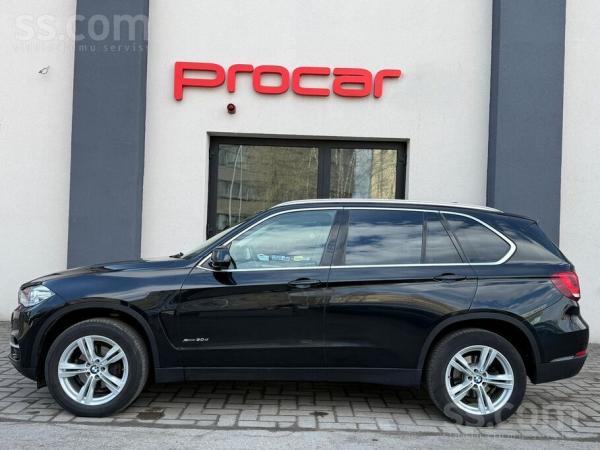 Pelēks BMW X5 2014 Rīga, ar dzinēja tilpumu 3.00 L un nobraukumu 125 tūkst. km par 18400 €, foto 2 vietnē AUTOMOTO.COM.LV
