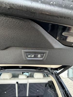 Pelēks BMW X5 2014 Rīga, ar dzinēja tilpumu 3.00 L un nobraukumu 125 tūkst. km par 18400 €, foto 16 vietnē AUTOMOTO.COM.LV
