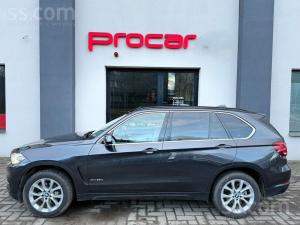 Grey BMW X5 2014 in Riga, with an engine capacity of 3.00 L and mileage of 331 thousand km for 14990 €, photo 5 on AUTOMOTO.COM.LV