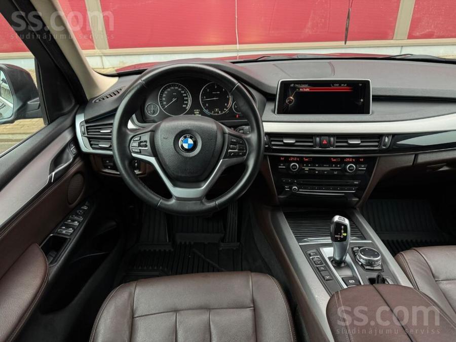 Серый БМВ Х5 2014 в Елгава, объемом двигателя 3.00 л и пробегом 318 тыс. км за 17490 €, фото 12 на AUTOMOTO.COM.LV