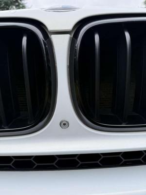 Grey BMW X5 2014 in Utena, with an engine capacity of 2.99 L and mileage of 205 thousand km for 17700 €, photo 10 on AUTOMOTO.COM.LV