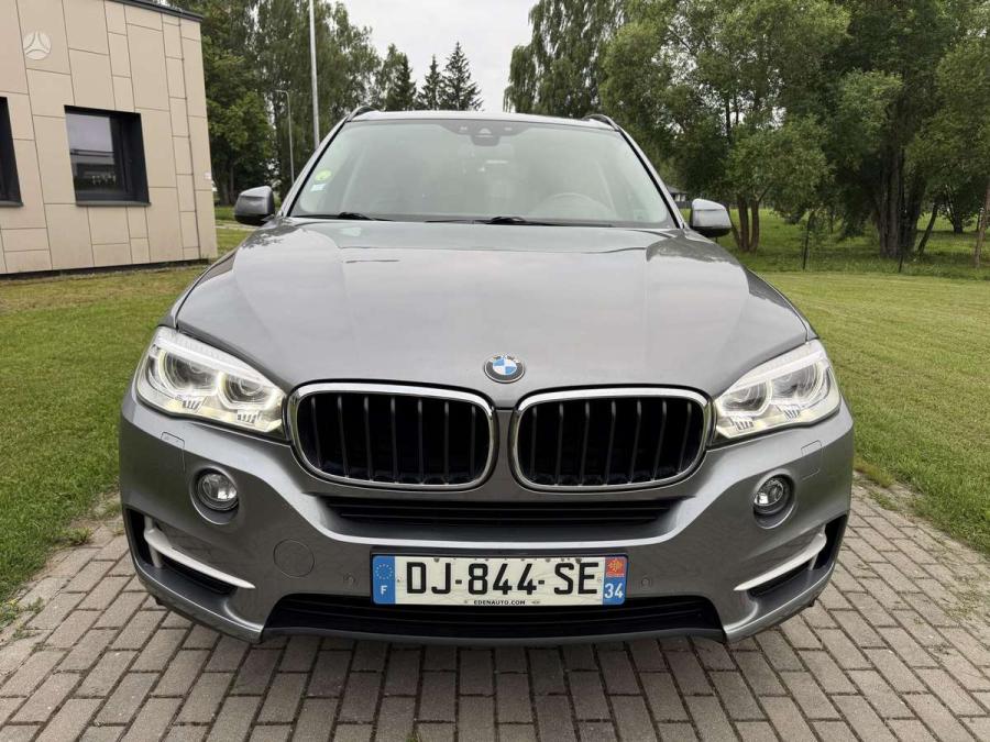 Pelēks BMW X5 2014 Tauragė, ar dzinēja tilpumu 2.00 L un nobraukumu 225 tūkst. km par 16900 €, foto 4 vietnē AUTOMOTO.COM.LV