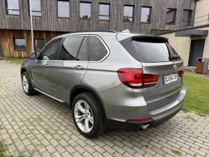 Pelēks BMW X5 2014 Tauragė, ar dzinēja tilpumu 2.00 L un nobraukumu 225 tūkst. km par 16900 €, foto 6 vietnē AUTOMOTO.COM.LV