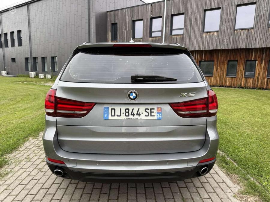 Pelēks BMW X5 2014 Tauragė, ar dzinēja tilpumu 2.00 L un nobraukumu 225 tūkst. km par 16900 €, foto 7 vietnē AUTOMOTO.COM.LV