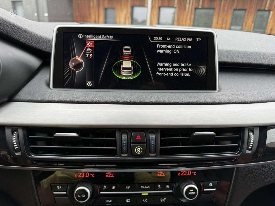 Pelēks BMW X5 2014 Tauragė, ar dzinēja tilpumu 2.00 L un nobraukumu 225 tūkst. km par 16900 €, foto 32 vietnē AUTOMOTO.COM.LV