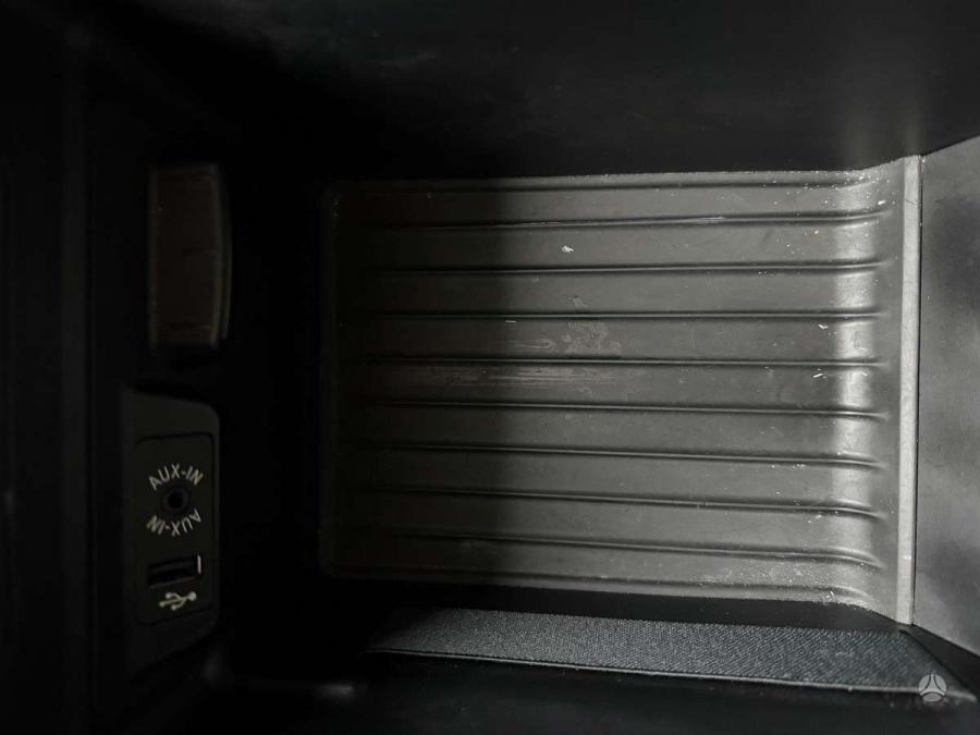 Pelēks BMW X5 2014 Tauragė, ar dzinēja tilpumu 2.00 L un nobraukumu 225 tūkst. km par 16900 €, foto 33 vietnē AUTOMOTO.COM.LV