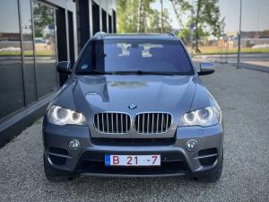Grey BMW X5 2014 in Jelgava, with an engine capacity of 3.00 L and mileage of 193 thousand km for 12900 €, photo 4 on AUTOMOTO.COM.LV