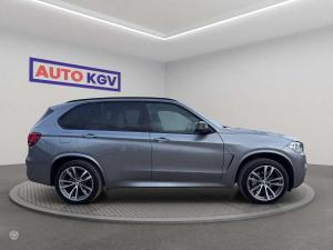 Grey BMW X5 2014 in Kaunas, with an engine capacity of 3.00 L and mileage of 325 thousand km for 19999 €, photo 1 on AUTOMOTO.COM.LV