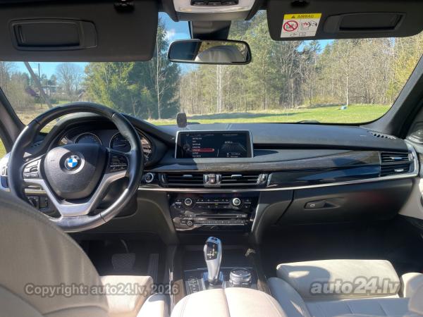 Pelēks BMW X5 2014 Rakvere, ar dzinēja tilpumu 3.00 L un nobraukumu 306 tūkst. km par 18900 €, foto 8 vietnē AUTOMOTO.COM.LV