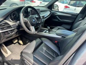 Pelēks BMW X5 2014 Tauragė, ar dzinēja tilpumu 2.99 L un nobraukumu 240 tūkst. km par 18800 €, foto 8 vietnē AUTOMOTO.COM.LV