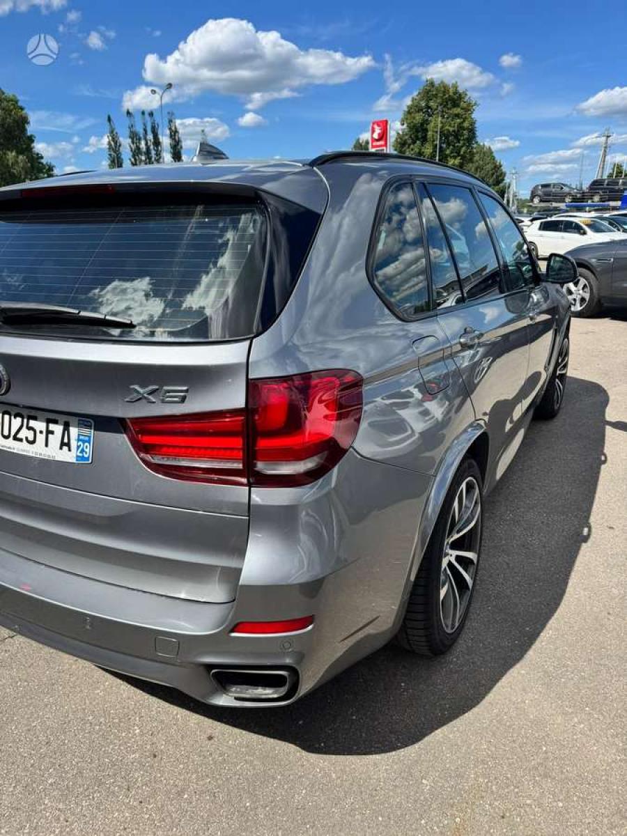 Pelēks BMW X5 2014 Tauragė, ar dzinēja tilpumu 2.99 L un nobraukumu 240 tūkst. km par 18800 €, foto 11 vietnē AUTOMOTO.COM.LV