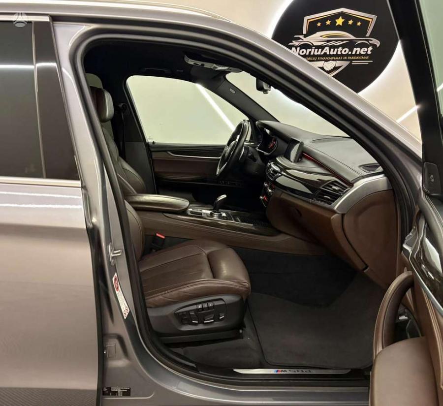 Pelēks BMW X5 2014 Marijampole, ar dzinēja tilpumu 2.99 L un nobraukumu 155 tūkst. km par 20999 €, foto 7 vietnē AUTOMOTO.COM.LV