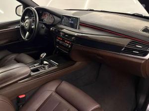 Pelēks BMW X5 2014 Marijampole, ar dzinēja tilpumu 2.99 L un nobraukumu 155 tūkst. km par 20999 €, foto 9 vietnē AUTOMOTO.COM.LV