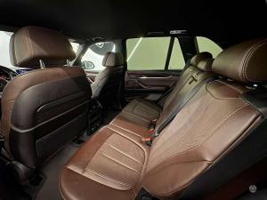 Pelēks BMW X5 2014 Marijampole, ar dzinēja tilpumu 2.99 L un nobraukumu 155 tūkst. km par 20999 €, foto 12 vietnē AUTOMOTO.COM.LV