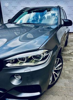 Grey BMW X5 2014 in Kaisiadorys, with an engine capacity of 2.99 L and mileage of 242 thousand km for 19550 €, photo 5 on AUTOMOTO.COM.LV