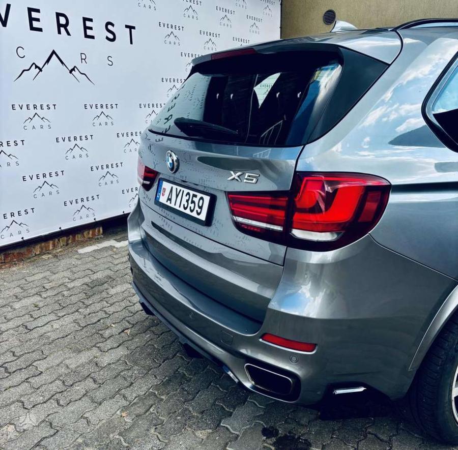 Grey BMW X5 2014 in Kaisiadorys, with an engine capacity of 2.99 L and mileage of 242 thousand km for 19550 €, photo 13 on AUTOMOTO.COM.LV