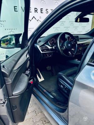 Grey BMW X5 2014 in Kaisiadorys, with an engine capacity of 2.99 L and mileage of 242 thousand km for 19550 €, photo 23 on AUTOMOTO.COM.LV