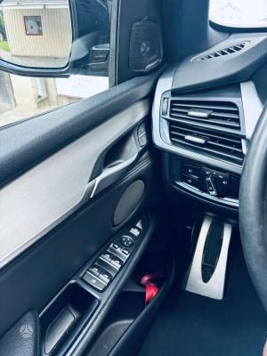 Grey BMW X5 2014 in Kaisiadorys, with an engine capacity of 2.99 L and mileage of 242 thousand km for 19550 €, photo 35 on AUTOMOTO.COM.LV