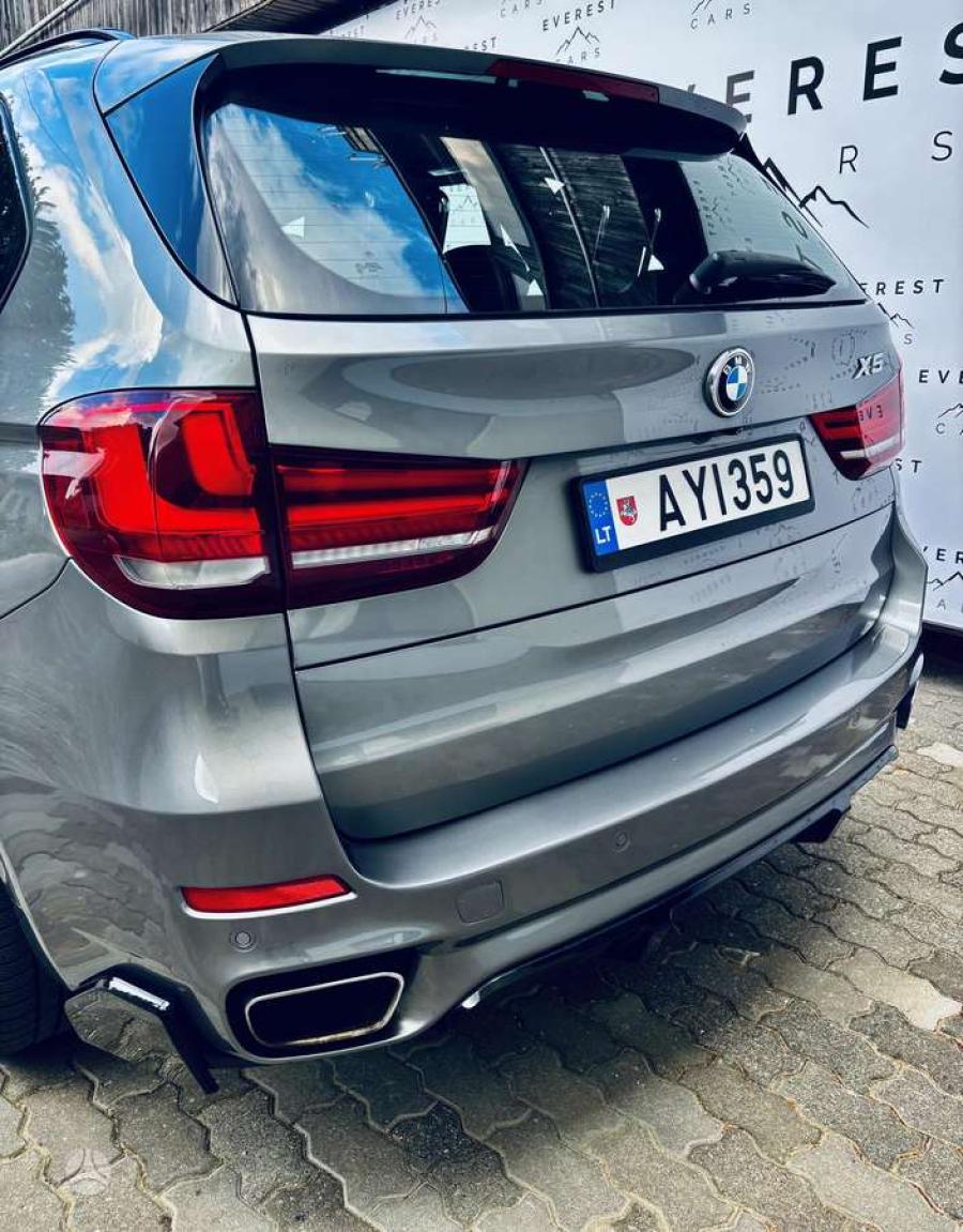 Grey BMW X5 2014 in Kaisiadorys, with an engine capacity of 2.99 L and mileage of 242 thousand km for 19550 €, photo 37 on AUTOMOTO.COM.LV