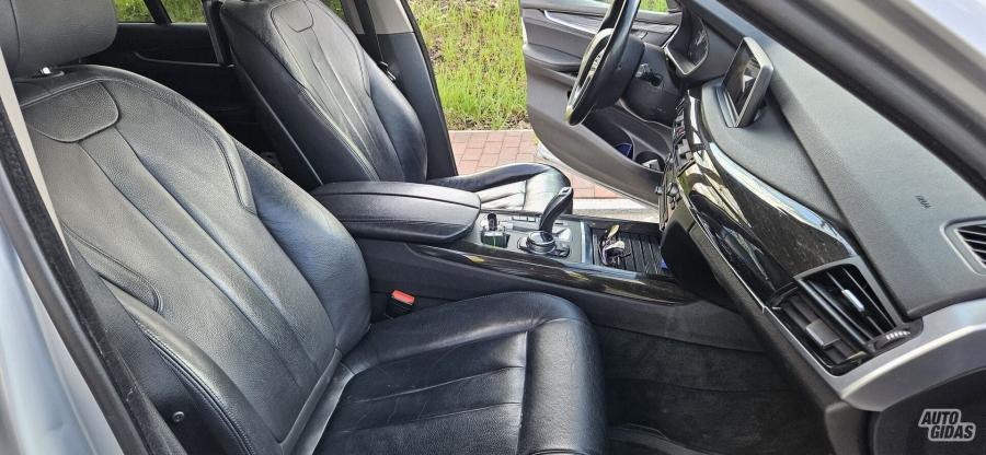 Pelēks BMW X5 2014 Telšiai, ar dzinēja tilpumu 3.00 L un nobraukumu 285 tūkst. km par 13990 €, foto 13 vietnē AUTOMOTO.COM.LV