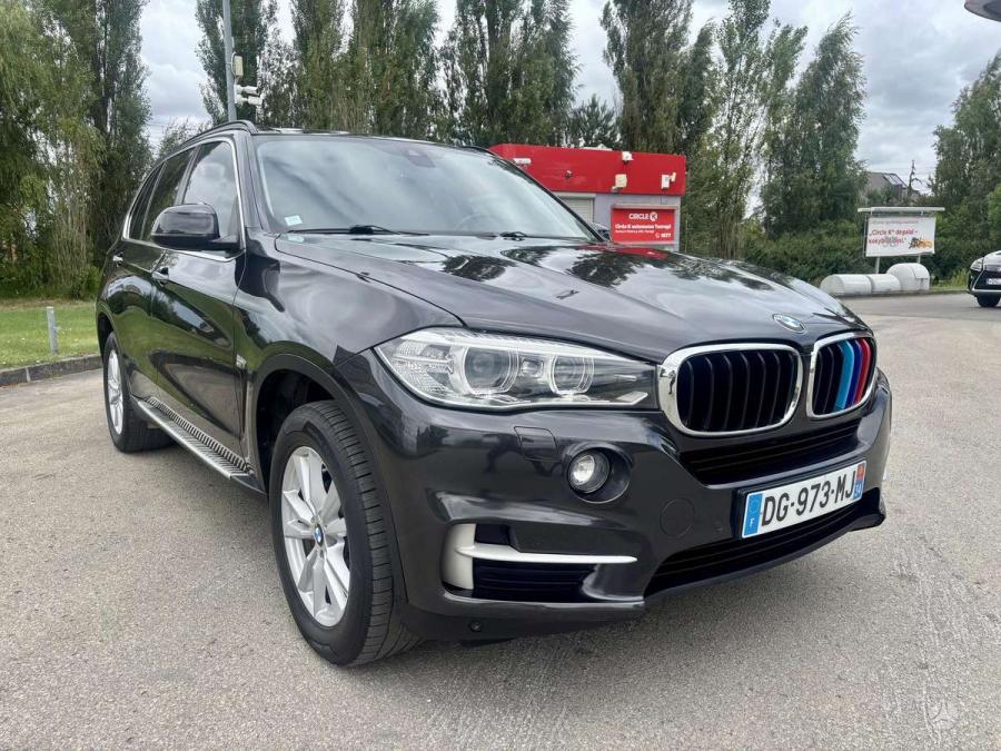 Pelēks BMW X5 2014 Tauragė, ar dzinēja tilpumu 2.99 L un nobraukumu 300 tūkst. km par 14900 €, foto 1 vietnē AUTOMOTO.COM.LV
