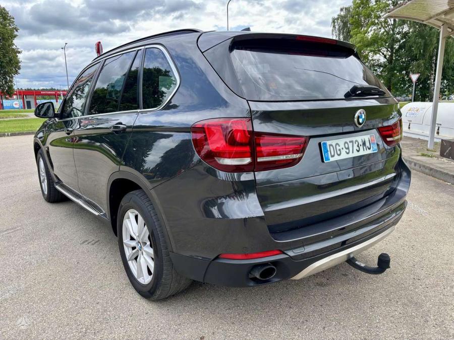 Pelēks BMW X5 2014 Tauragė, ar dzinēja tilpumu 2.99 L un nobraukumu 300 tūkst. km par 14900 €, foto 7 vietnē AUTOMOTO.COM.LV
