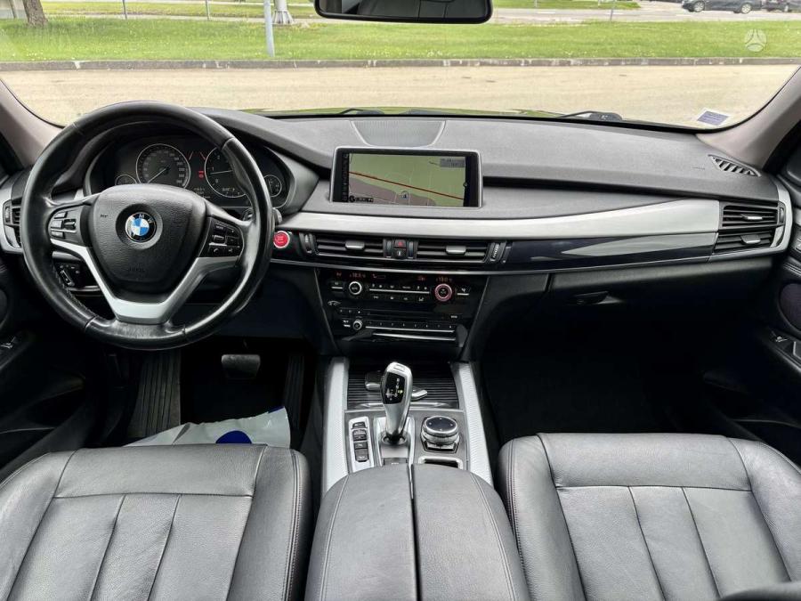 Pelēks BMW X5 2014 Tauragė, ar dzinēja tilpumu 2.99 L un nobraukumu 300 tūkst. km par 14900 €, foto 11 vietnē AUTOMOTO.COM.LV