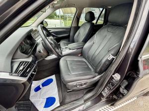 Pelēks BMW X5 2014 Tauragė, ar dzinēja tilpumu 2.99 L un nobraukumu 300 tūkst. km par 14900 €, foto 12 vietnē AUTOMOTO.COM.LV