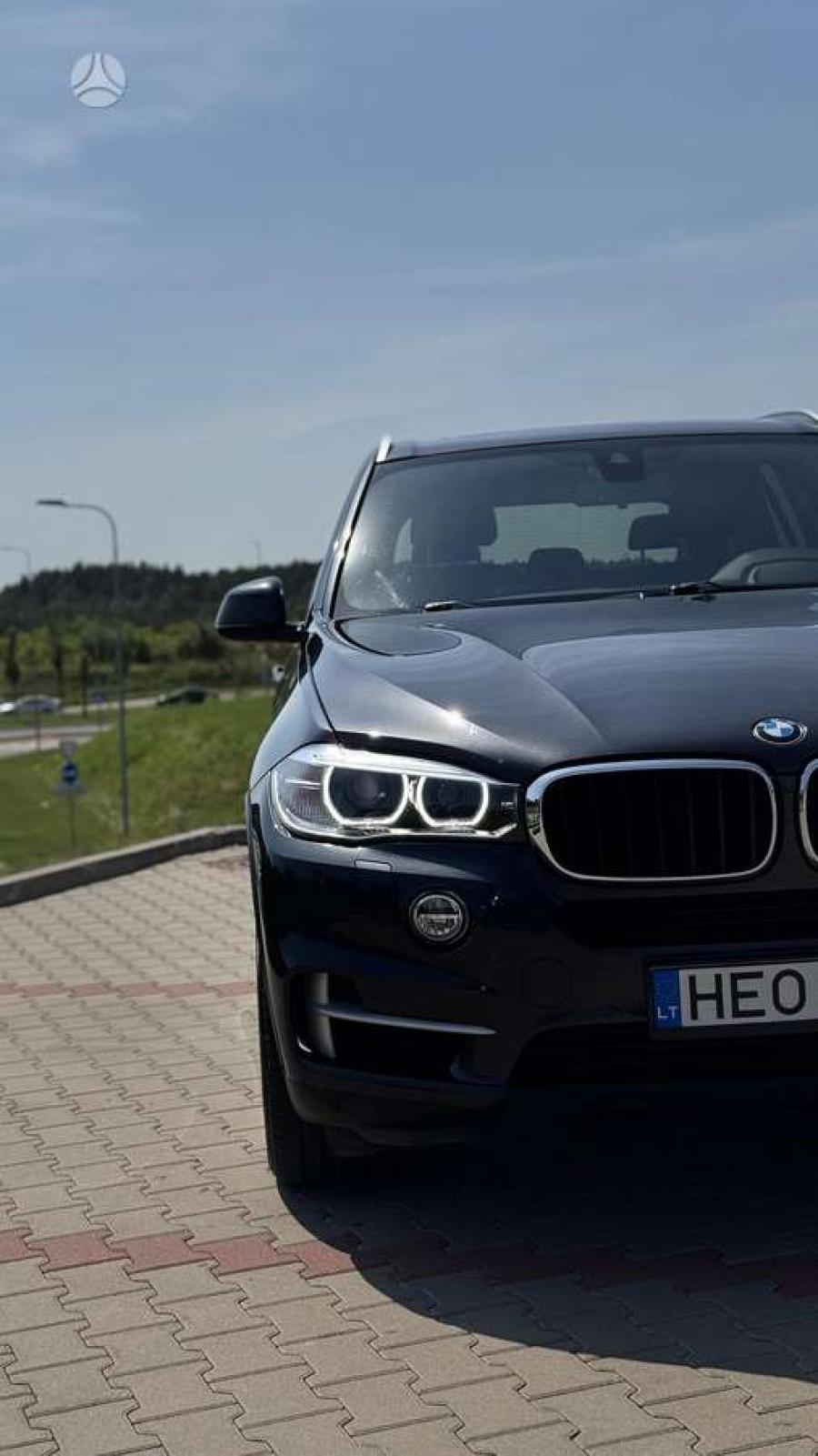 Grey BMW X5 2014 in Vilnius, with an engine capacity of 2.99 L and mileage of 281 thousand km for 18499 €, photo 4 on AUTOMOTO.COM.LV