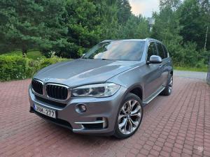 Grey BMW X5 2014 in Utena, with an engine capacity of 2.99 L and mileage of 308 thousand km for 13700 €, photo  on AUTOMOTO.COM.LV