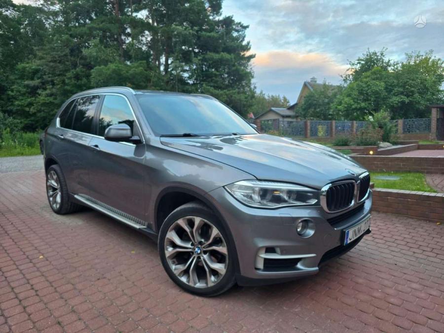 Grey BMW X5 2014 in Utena, with an engine capacity of 2.99 L and mileage of 308 thousand km for 13700 €, photo 18 on AUTOMOTO.COM.LV