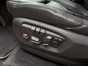Grey BMW X5 2014 in Alytus, with an engine capacity of 3.00 L and mileage of 338 thousand km for 13950 €, photo 20 on AUTOMOTO.COM.LV