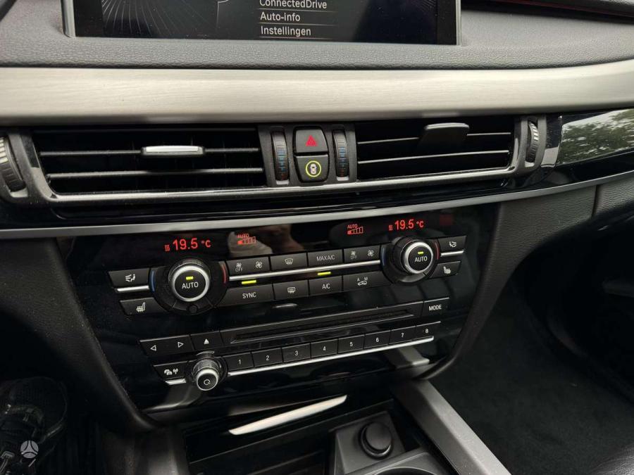 Grey BMW X5 2014 in Alytus, with an engine capacity of 3.00 L and mileage of 338 thousand km for 13950 €, photo 22 on AUTOMOTO.COM.LV