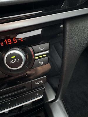 Grey BMW X5 2014 in Alytus, with an engine capacity of 3.00 L and mileage of 338 thousand km for 13950 €, photo 24 on AUTOMOTO.COM.LV