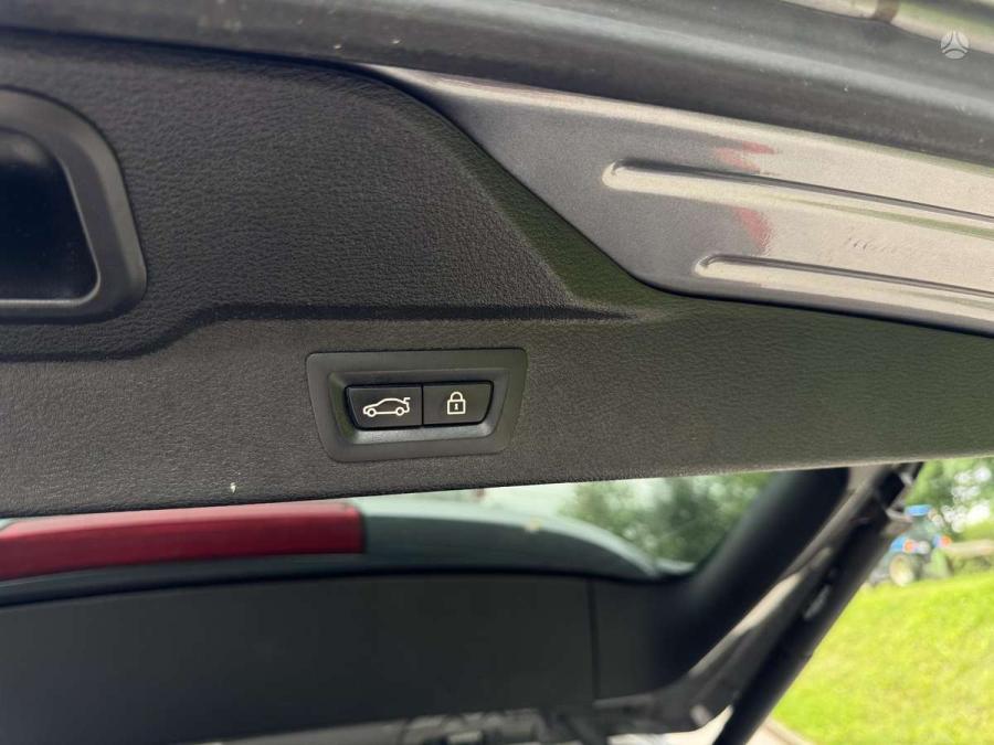 Grey BMW X5 2014 in Alytus, with an engine capacity of 3.00 L and mileage of 338 thousand km for 13950 €, photo 25 on AUTOMOTO.COM.LV