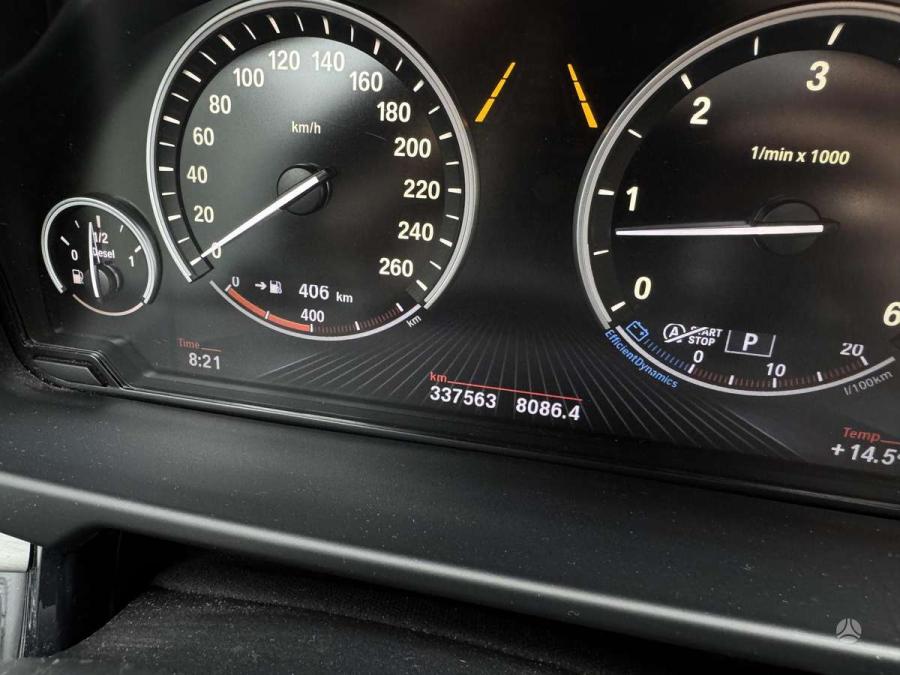 Grey BMW X5 2014 in Alytus, with an engine capacity of 3.00 L and mileage of 338 thousand km for 13950 €, photo 42 on AUTOMOTO.COM.LV