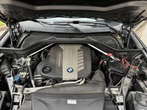 Grey BMW X5 2014 in Alytus, with an engine capacity of 3.00 L and mileage of 338 thousand km for 13950 €, photo 43 on AUTOMOTO.COM.LV