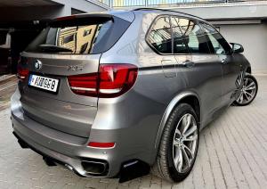 Grey BMW X5 2014 in Kaunas, with an engine capacity of 0.00 L and mileage of 242 thousand km for 17400 €, photo 5 on AUTOMOTO.COM.LV